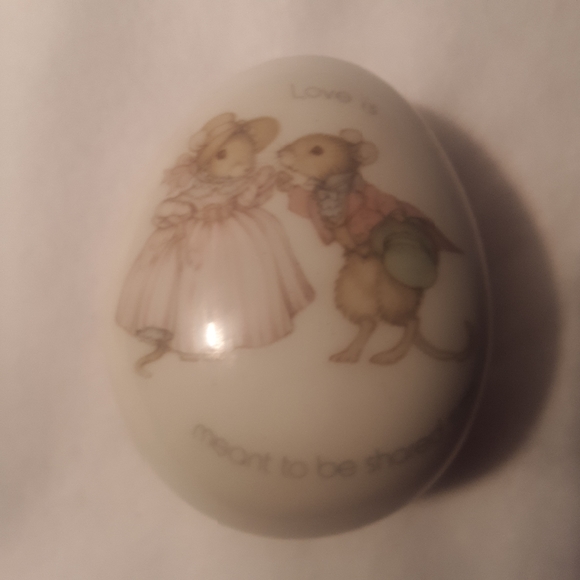 Other | Genuine Porcelain Tiny Talk Trinket Box | Poshmark
